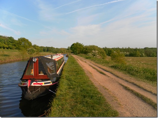 NB Serenity: Plank Lane Lift Bridge to Haigh Hall Country Park